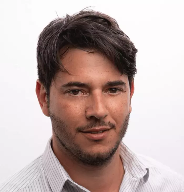 Moti Erdeapel - DIGITALCONFEX